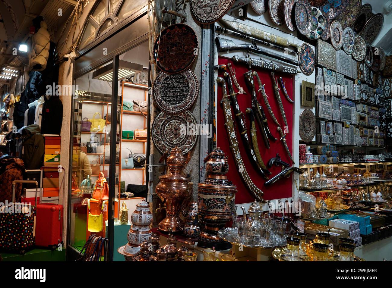 ISTANBUL, TURKEY - JANUARY 6 2024 bazaar in Istanbul. People shopping ...