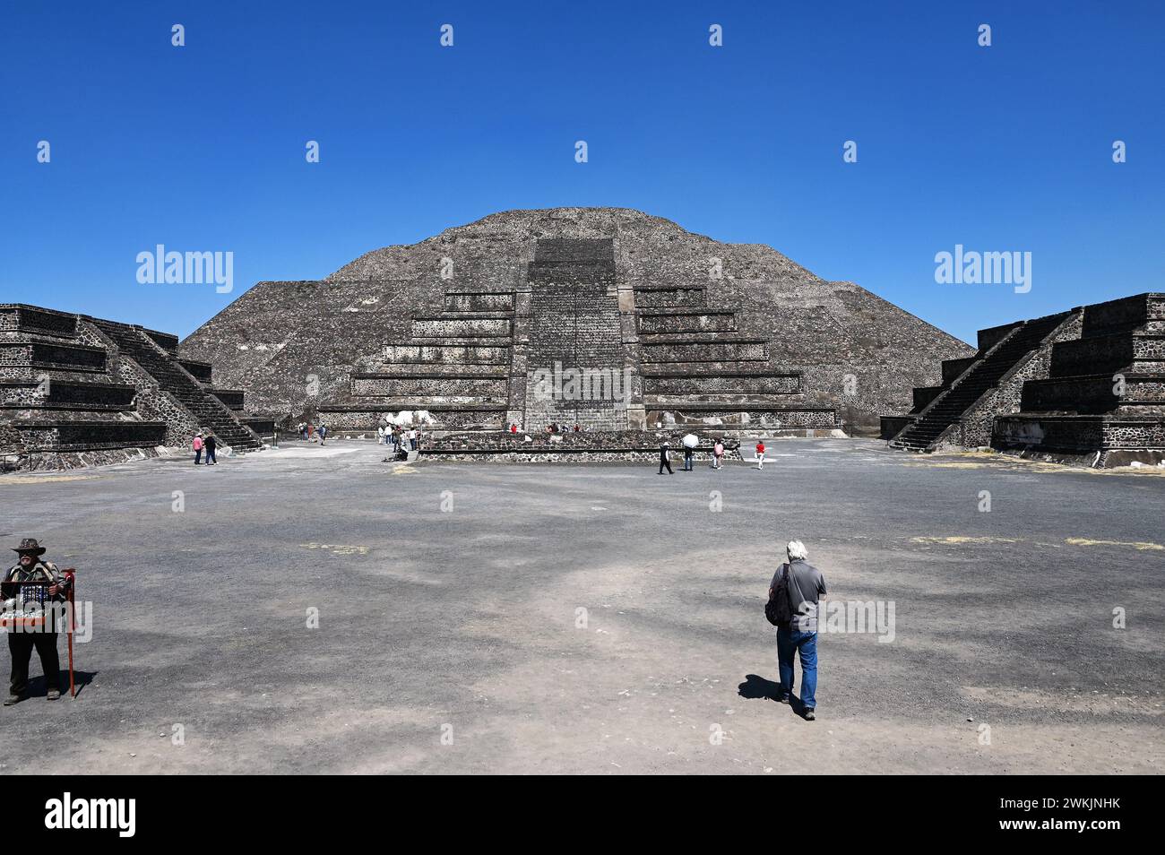 Pyramids of mexico city hi-res stock photography and images - Alamy