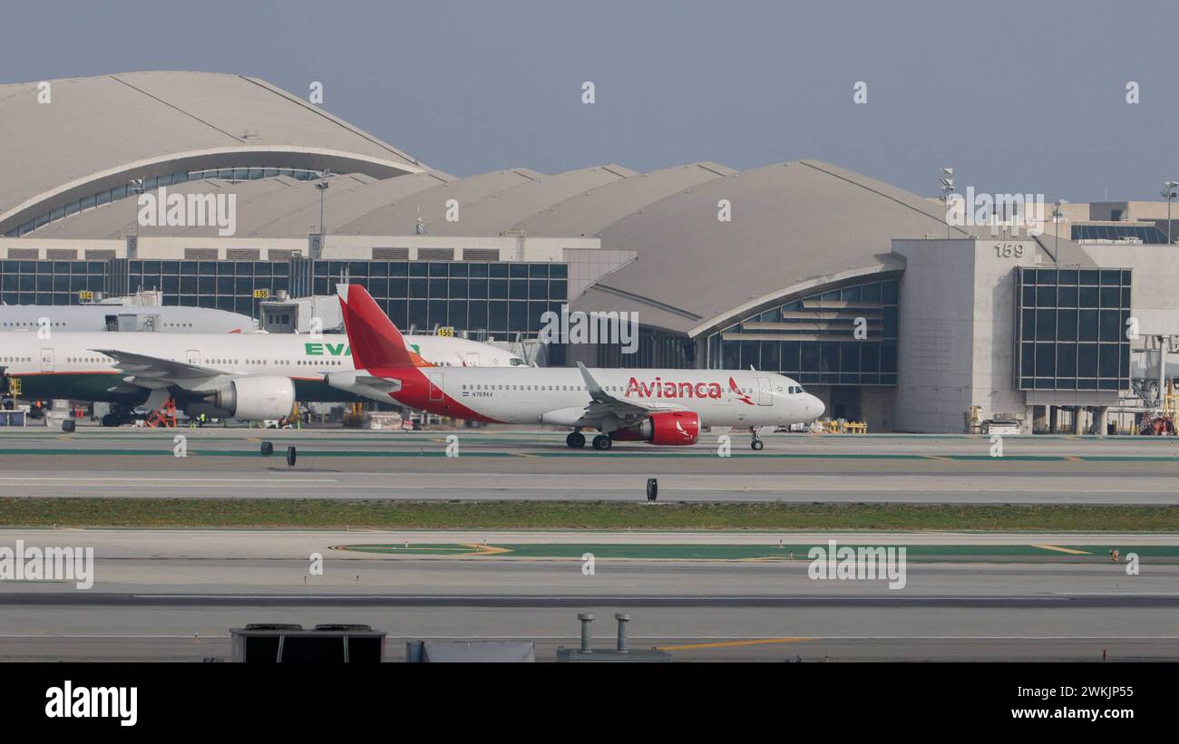 N769AV Avianca El Salvador Airbus A320neo am Los Angeles International ...