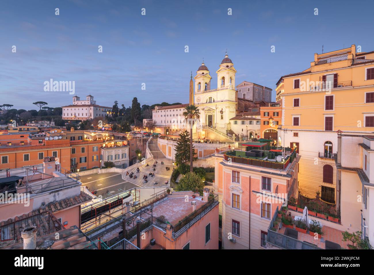Cathedral overlooking plaza hi-res stock photography and images - Alamy