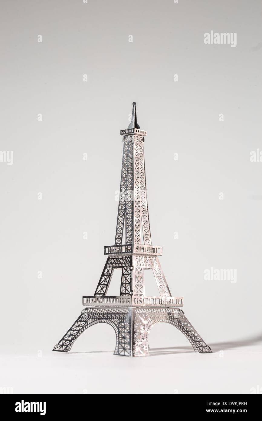 Metal Eiffel Tower cutout on white background. Lattice design ...
