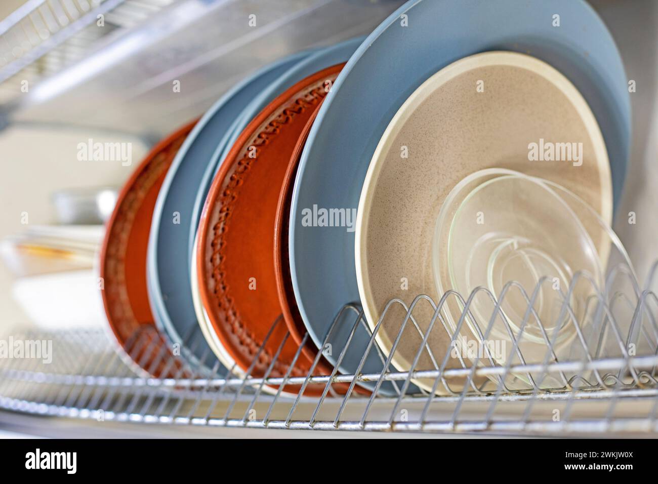 Glass display cabinet food hi-res stock photography and images - Alamy
