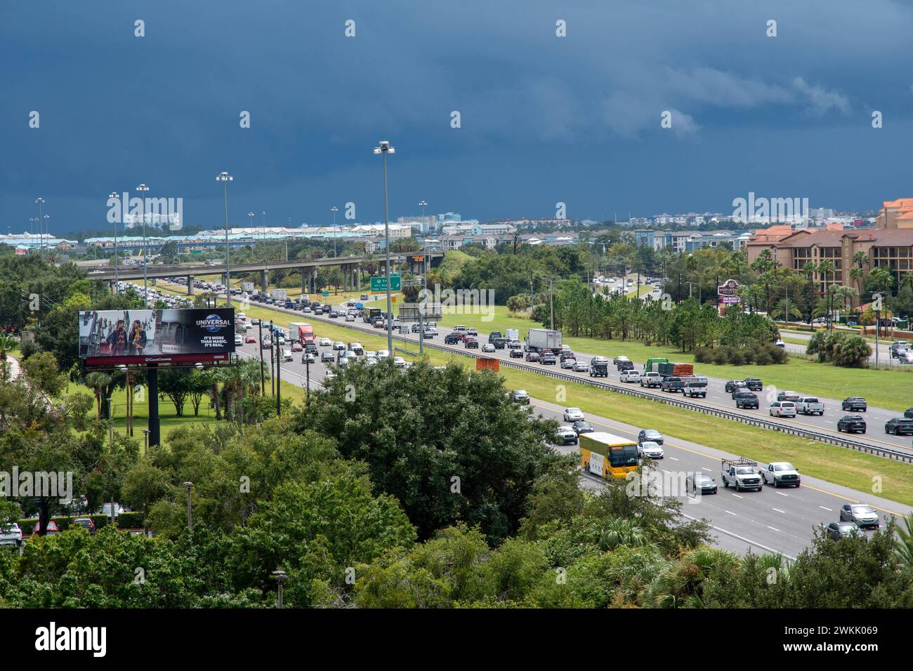 Heavy traffic travelling on Interstate 4 Florida Orlando America USA on ...