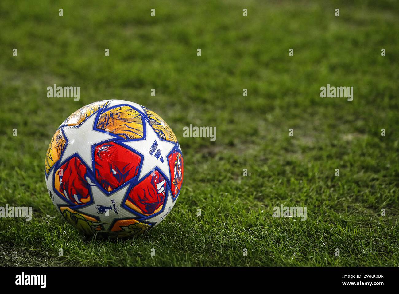 Ucl pro 23 24 knockout hi-res stock photography and images - Alamy