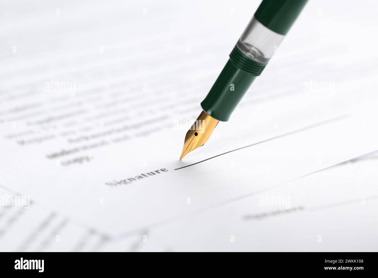 Pen signing letter fountain hi-res stock photography and images - Alamy