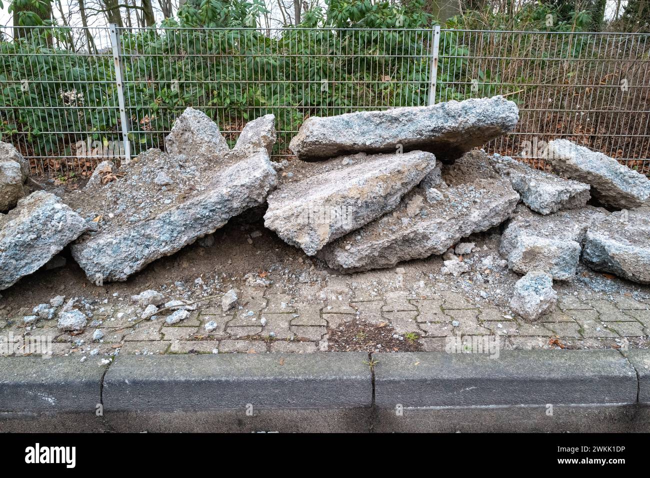 Asphalt concrete chunks hi-res stock photography and images - Alamy