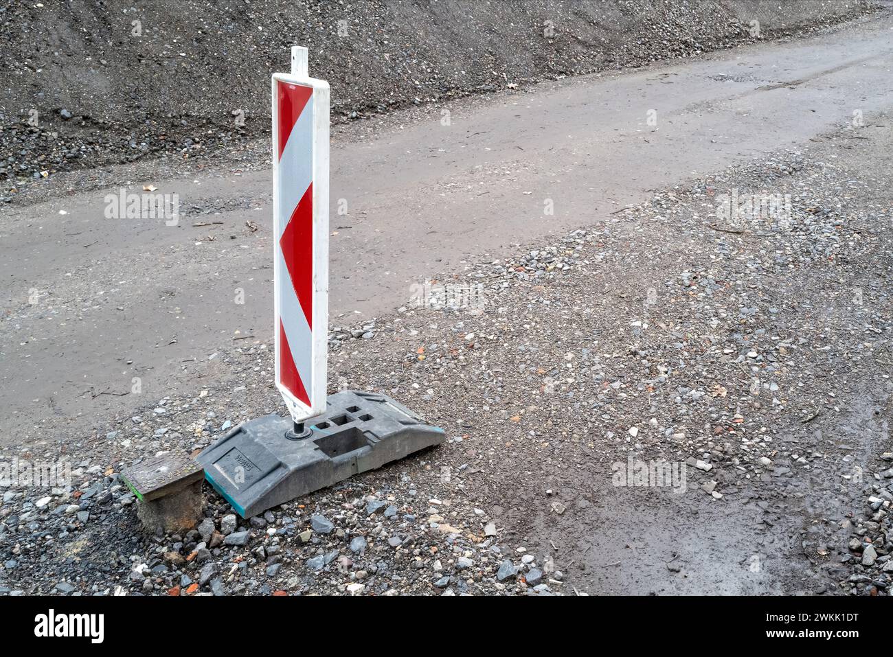 Barrier beacon sign hi-res stock photography and images - Alamy