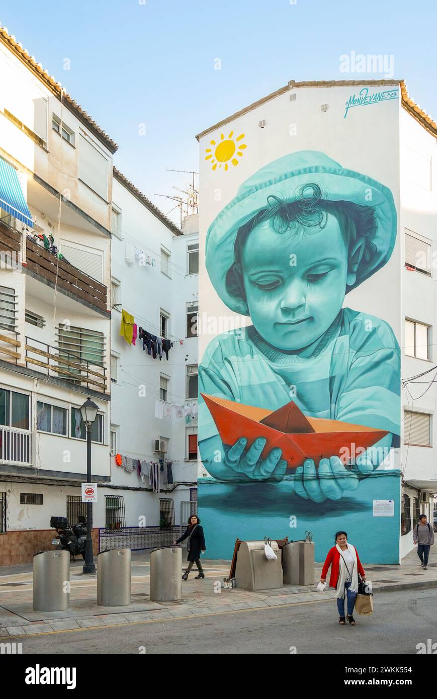 Mural paintings on the facades of residential urban area in Fuengirola ...