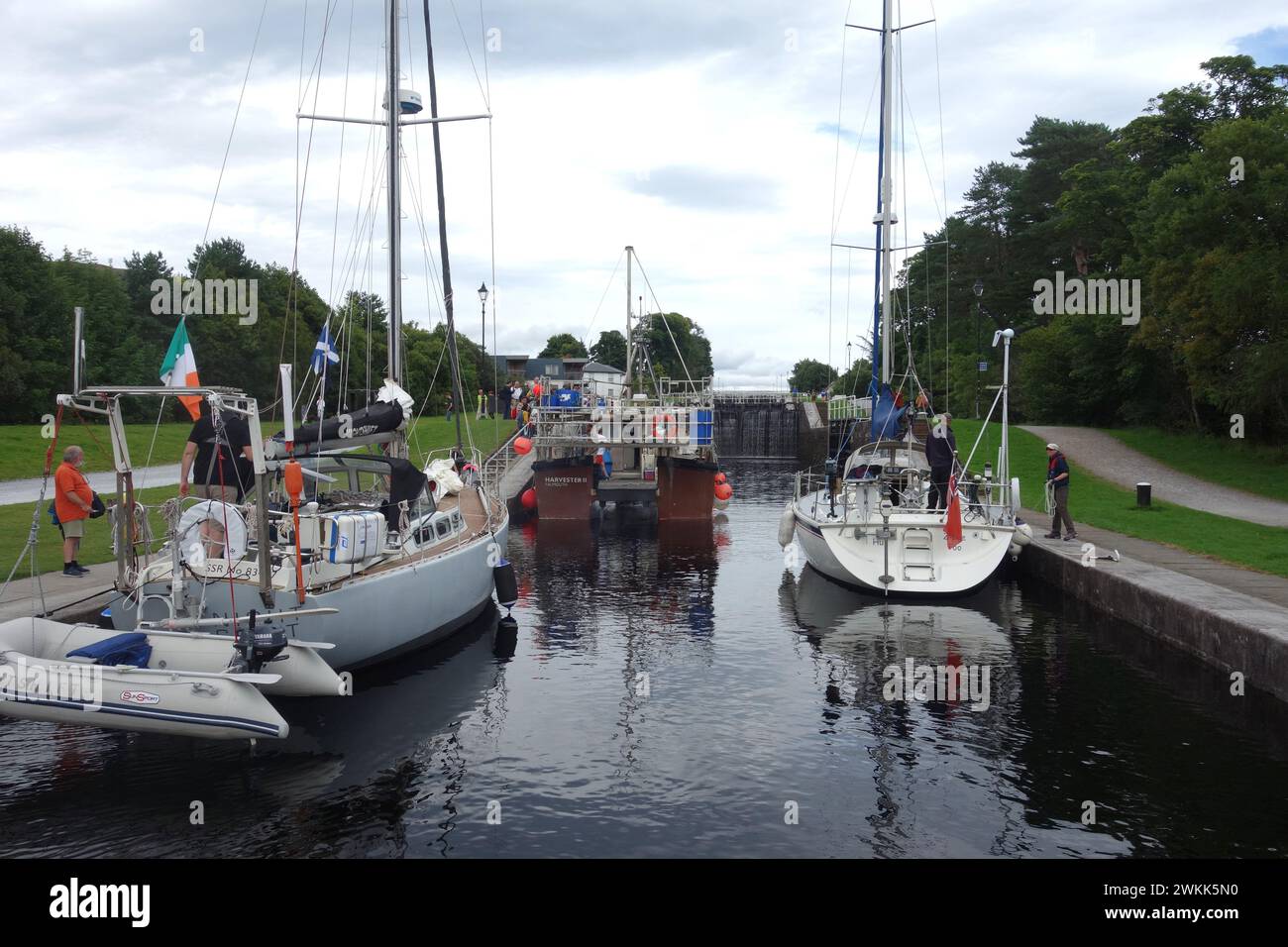 Loch gate hi-res stock photography and images - Alamy