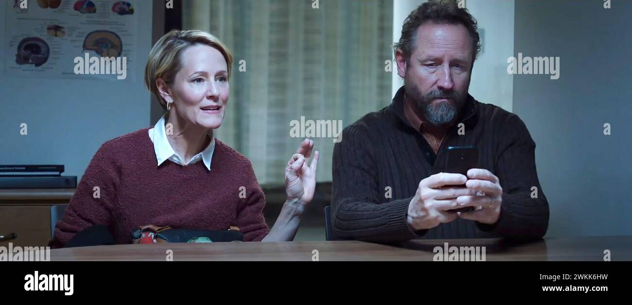 ISLE OF HOPE, from left: Mary Stuart Masterson, Sam Robards, 2022 ...