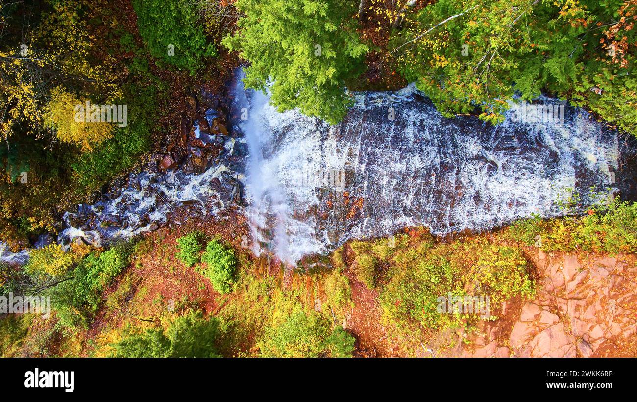 Falls top hi-res stock photography and images - Alamy