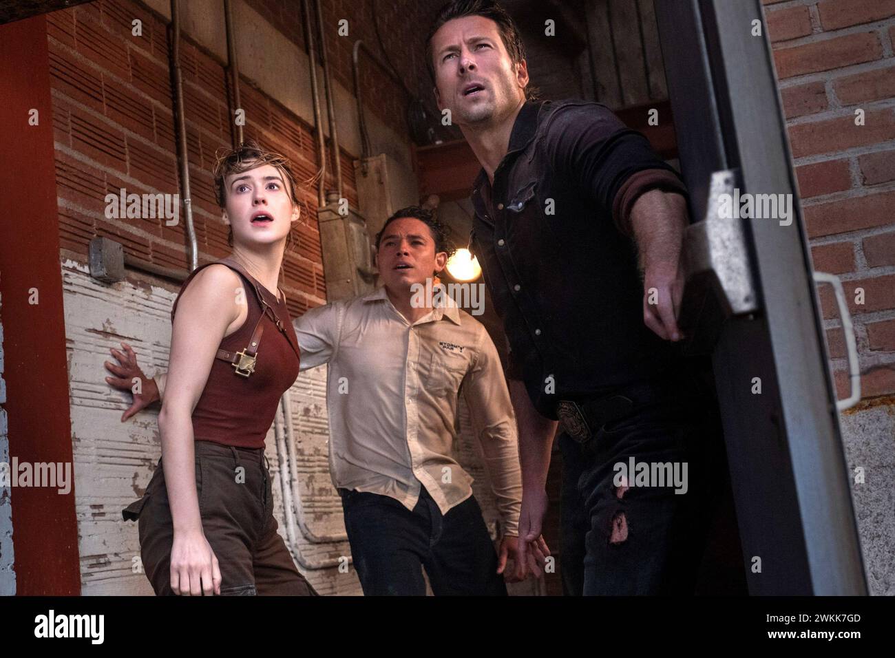 TWISTERS, from left: Daisy Edgar-Jones, Anthony Ramos, Glen Powell ...