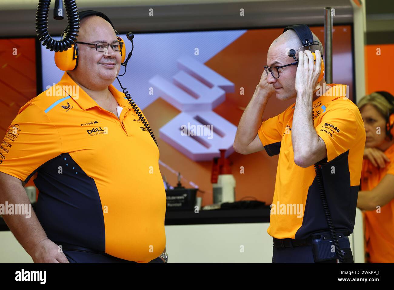 Sakhir, Bahrain. 21st Feb, 2024. (L to R): Rob Marshall (GBR) McLaren Technical Director with ...