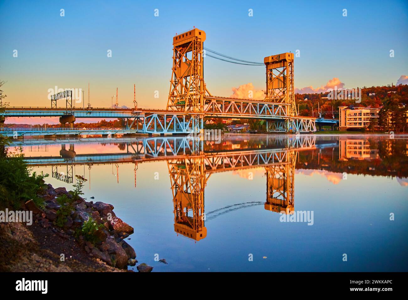 Portage lake lift bridge hi-res stock photography and images - Alamy