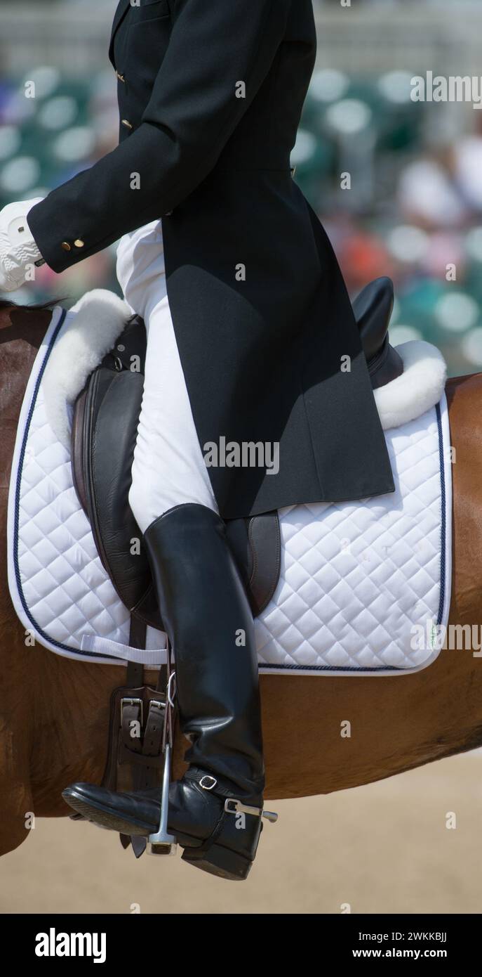 Rider leg position hi-res stock photography and images - Alamy