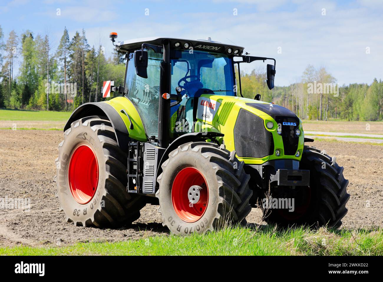 Claas tractor hi-res stock photography and images - Alamy