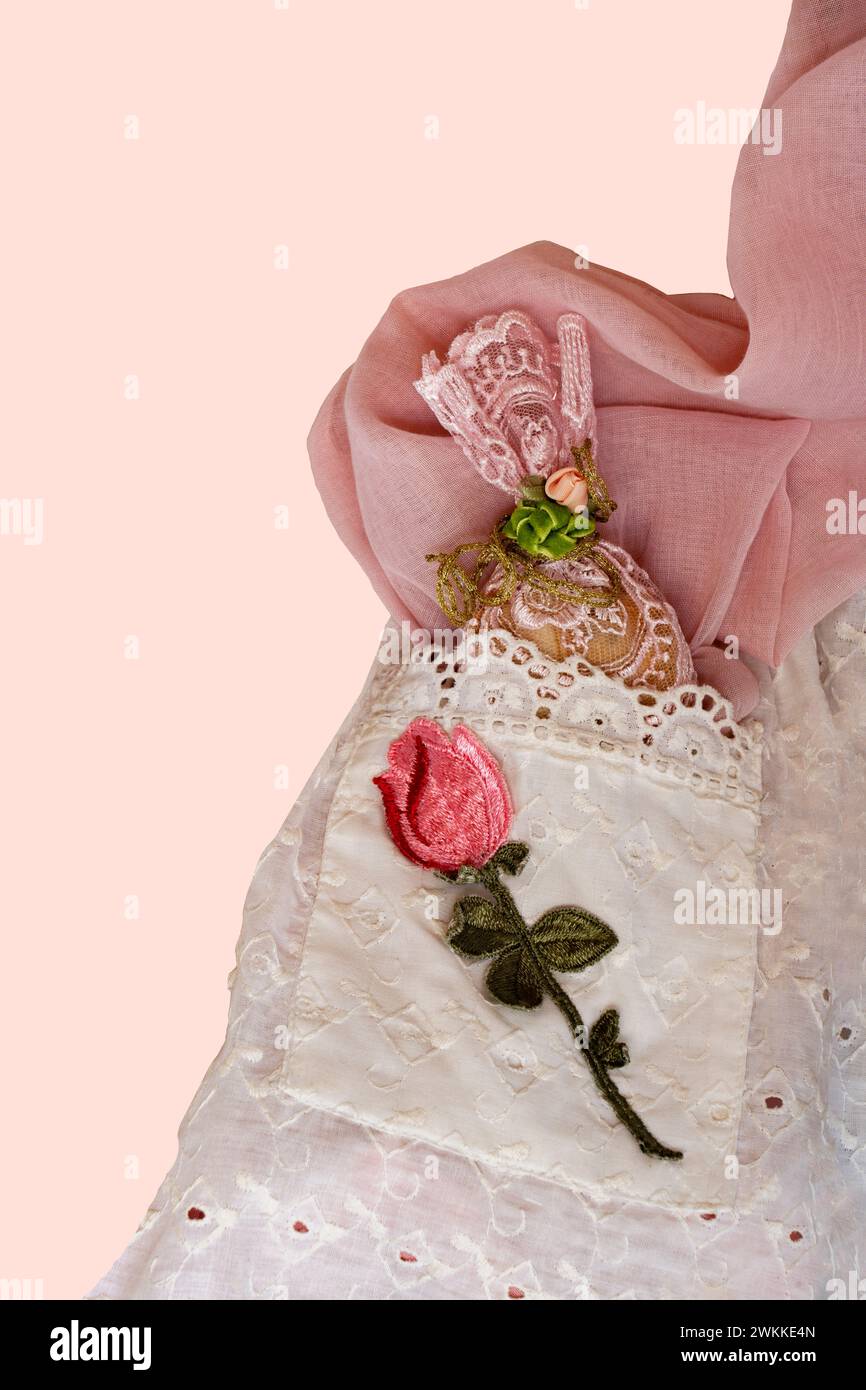 Pink roses 1970 hi-res stock photography and images - Alamy