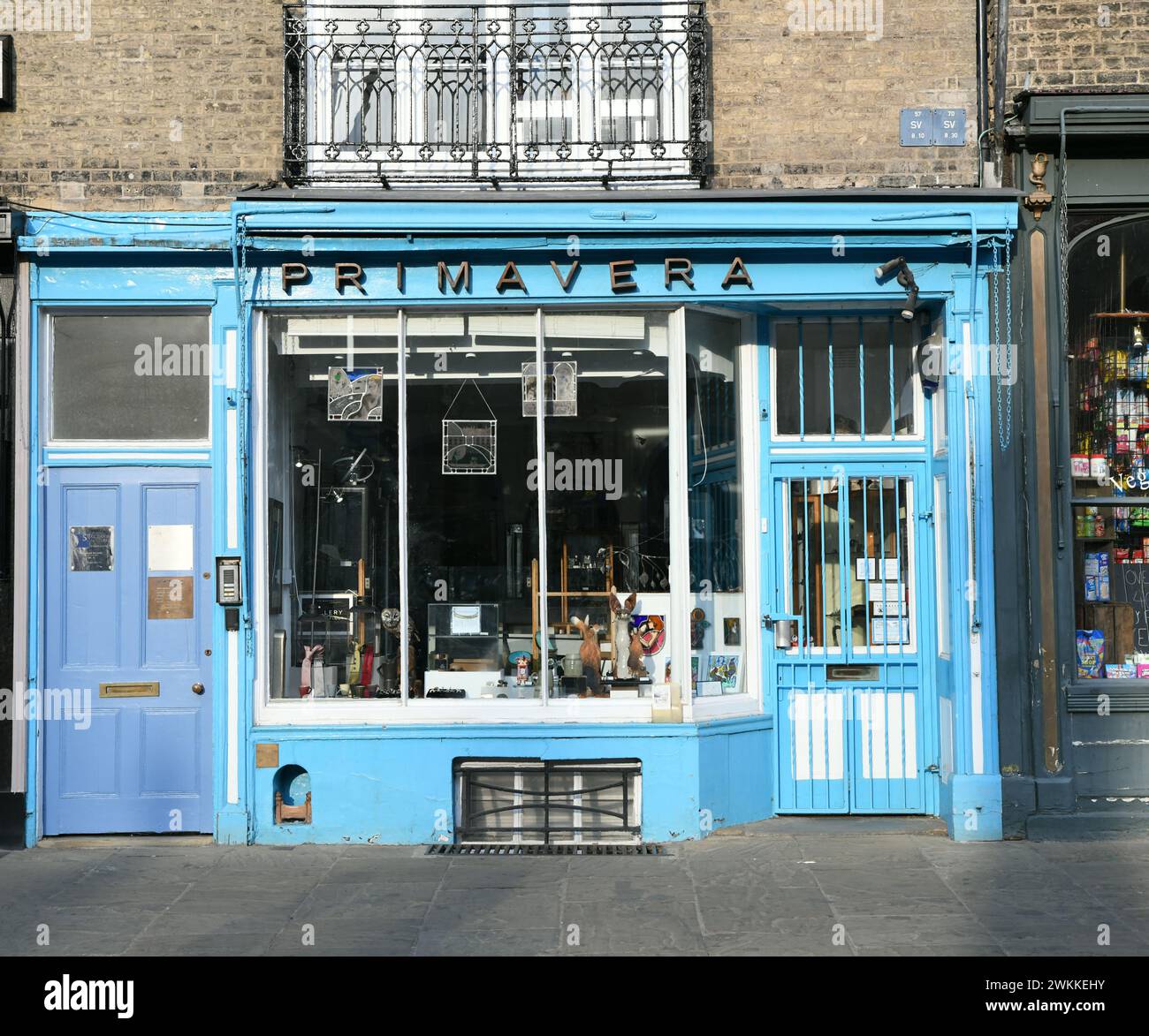 Business art gallery hi-res stock photography and images - Alamy