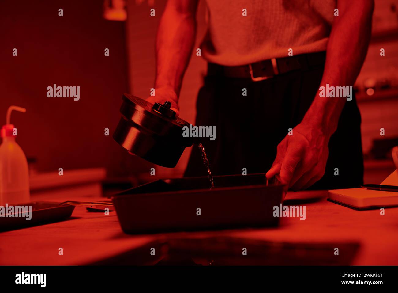 Developing tray hi-res stock photography and images - Alamy