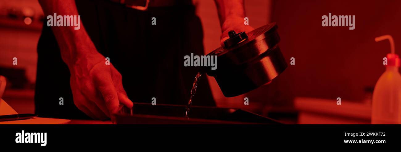 Developing tray hi-res stock photography and images - Alamy