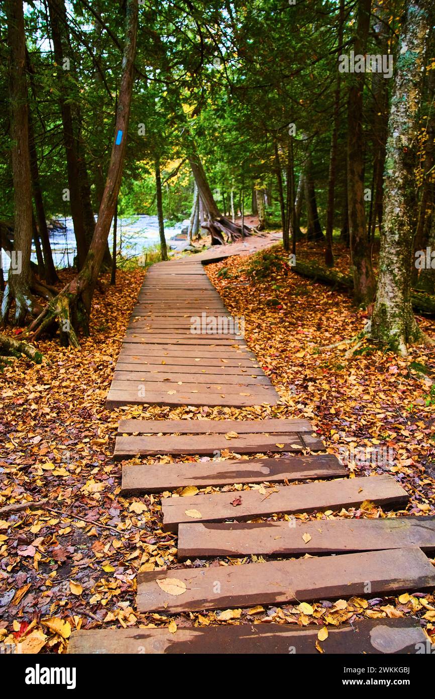 Stone pathway marker hi-res stock photography and images - Alamy