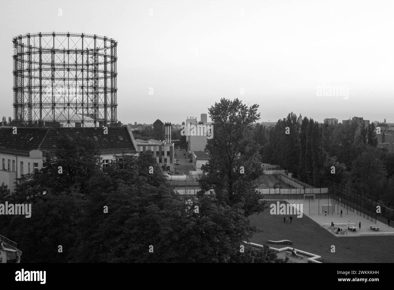 Gasometer, Berlin-Schöneberg, Rote Insel *** Gasometer, Berlin ...