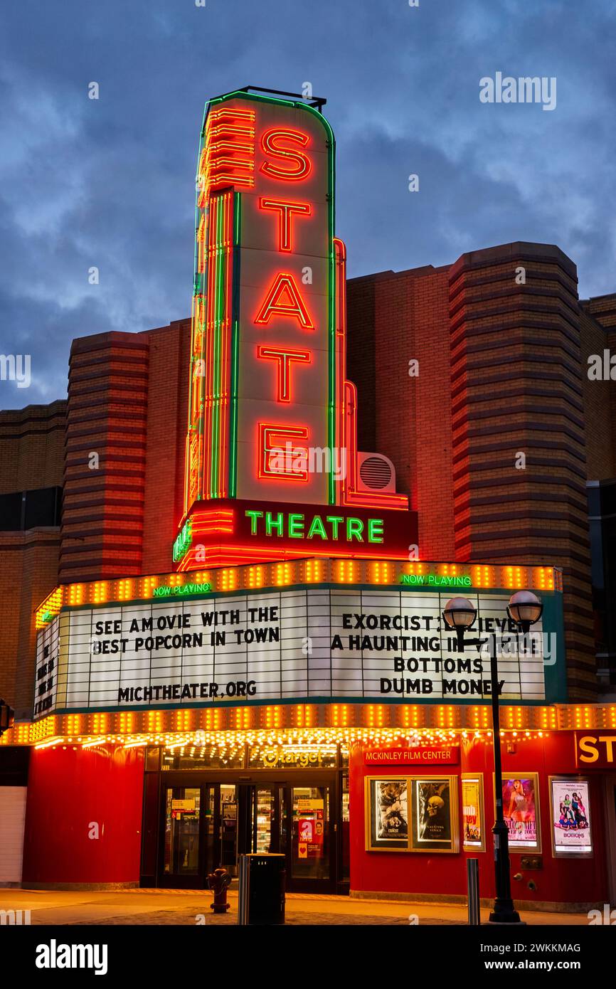 Marquee icon hi-res stock photography and images - Alamy