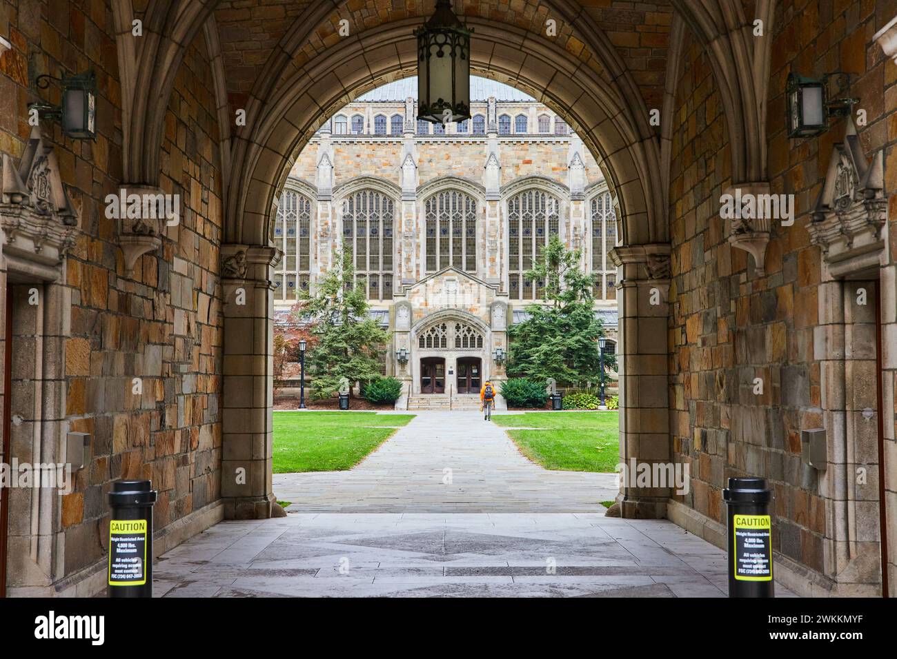 Promotional arch hi-res stock photography and images - Alamy