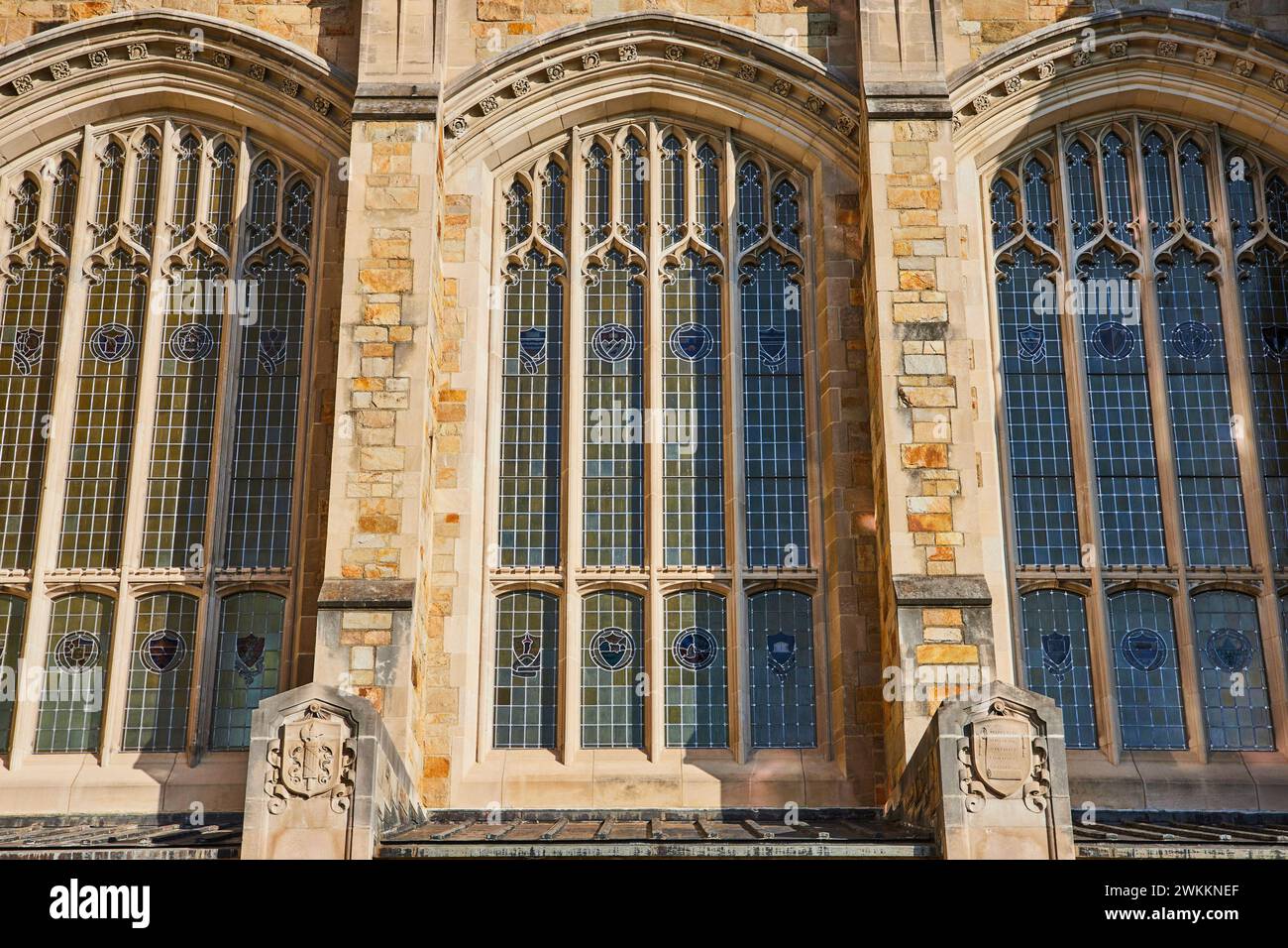 Gothic window tracery hi-res stock photography and images - Alamy