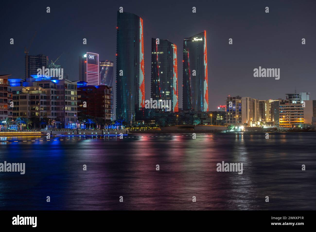 World trade centre causeway bay hi-res stock photography and images - Alamy