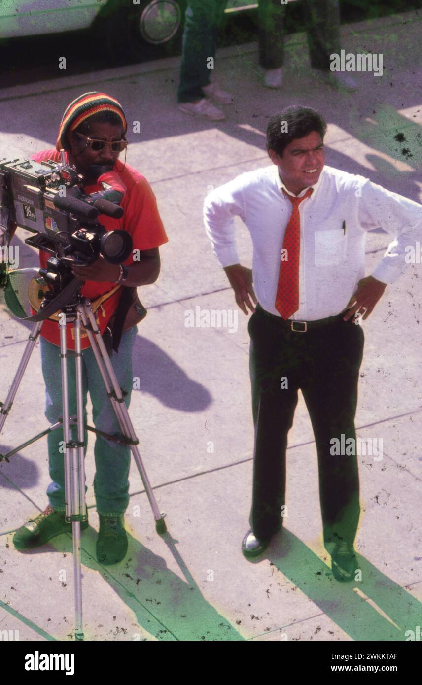 Usa tv hi-res stock photography and images - Alamy