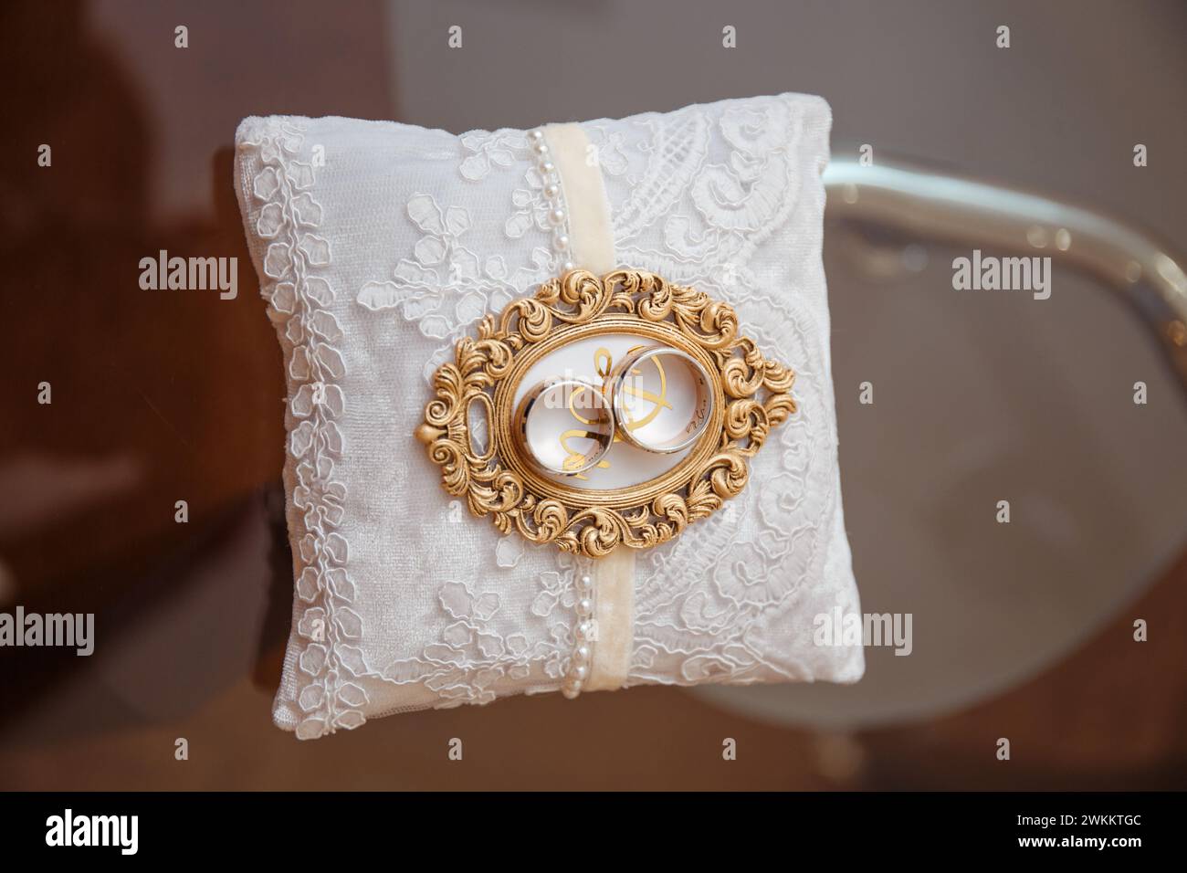 two rings cushion for wedding rings top view Stock Photo - Alamy