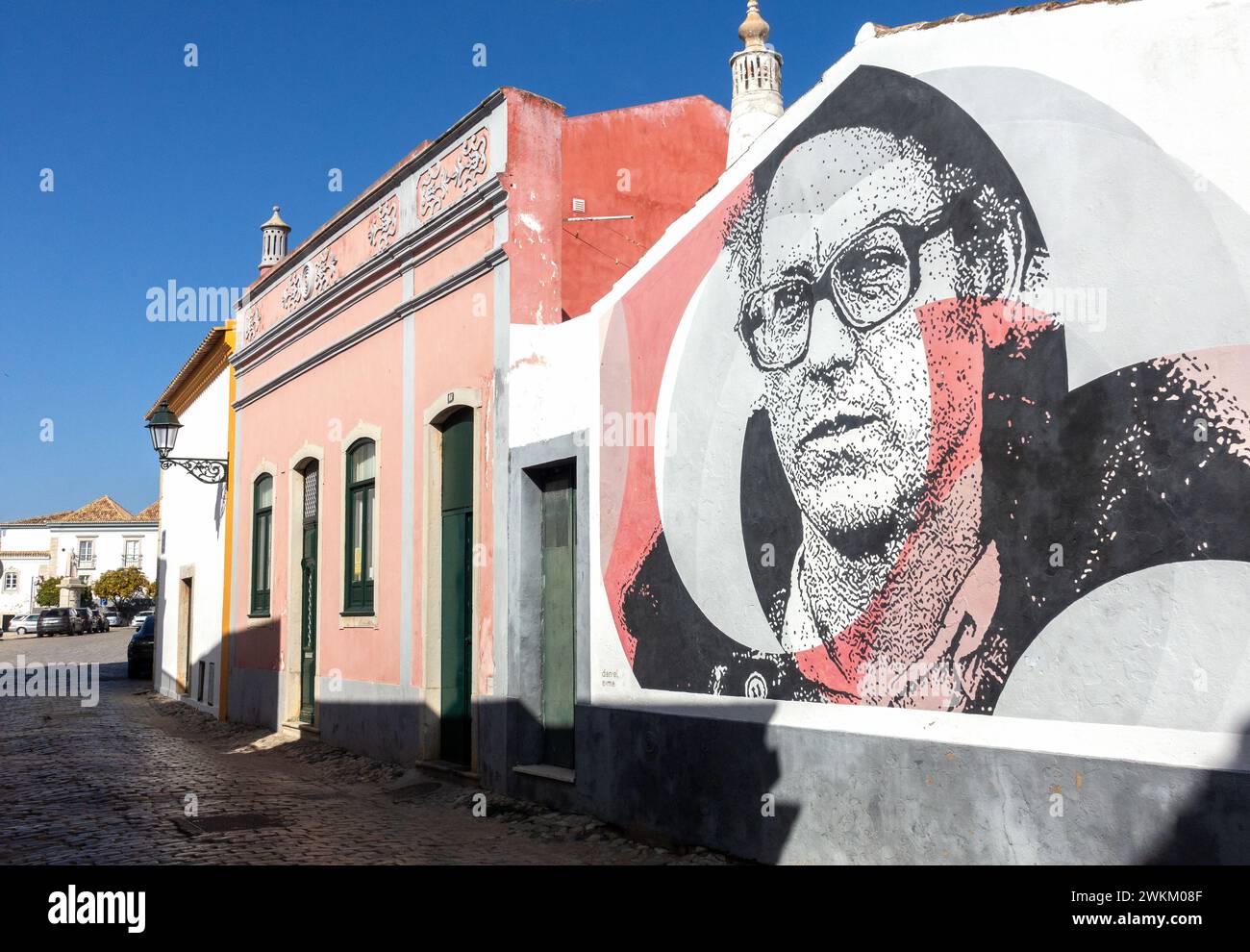 Rua do Trem Faro Portugal A Mural By Daniel Eime Of The Portuguese Folk ...