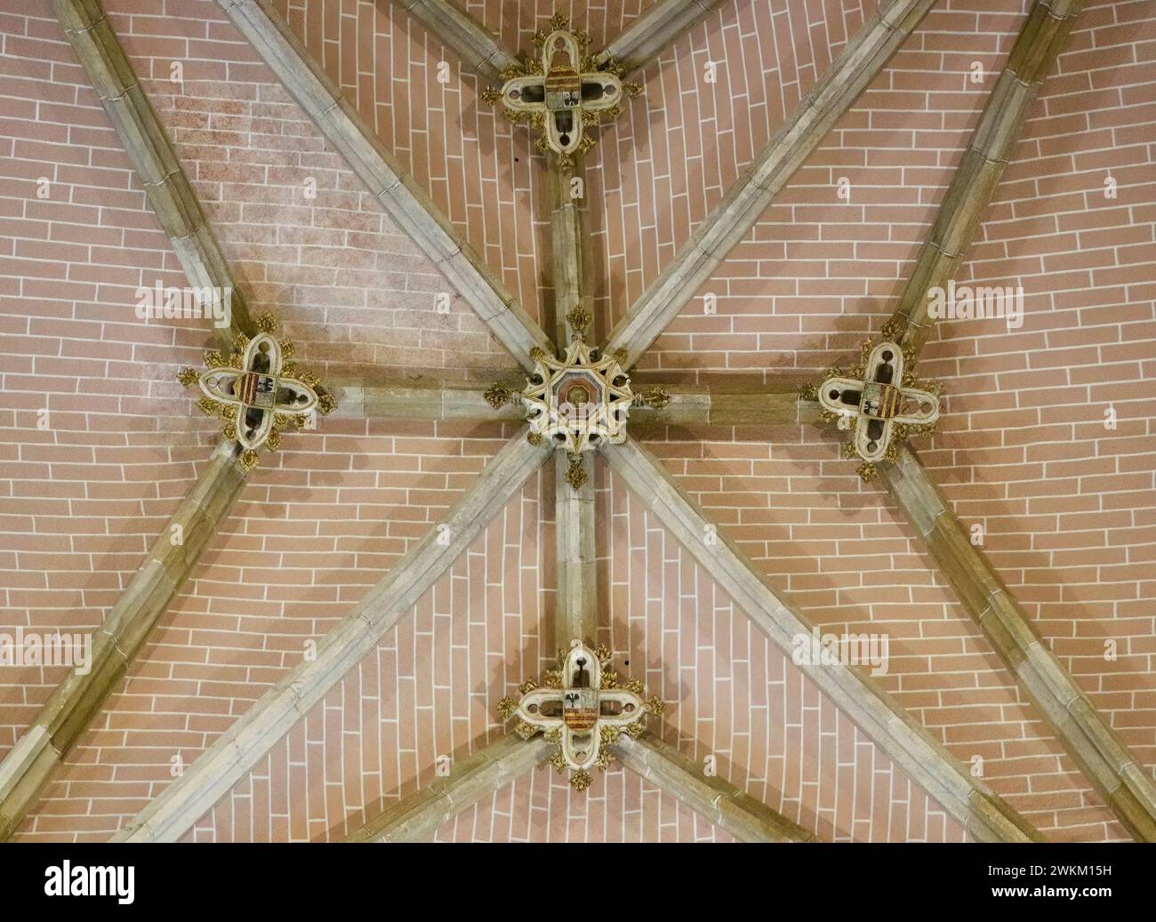 Red brick ceiling hi-res stock photography and images - Alamy
