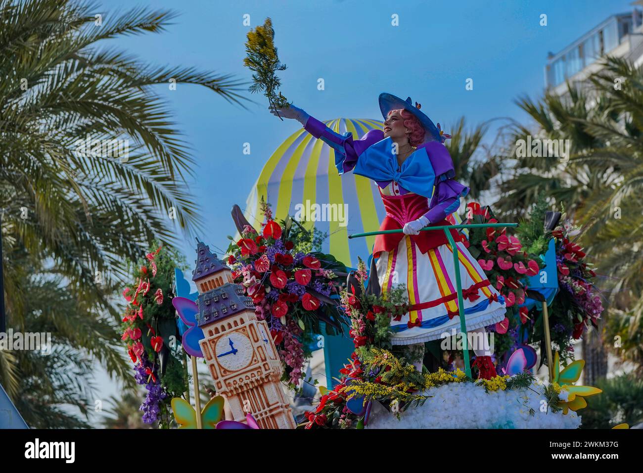 Europe. France. Alpes-Maritimes. Nice. Carnival. Flower parade. Throw ...