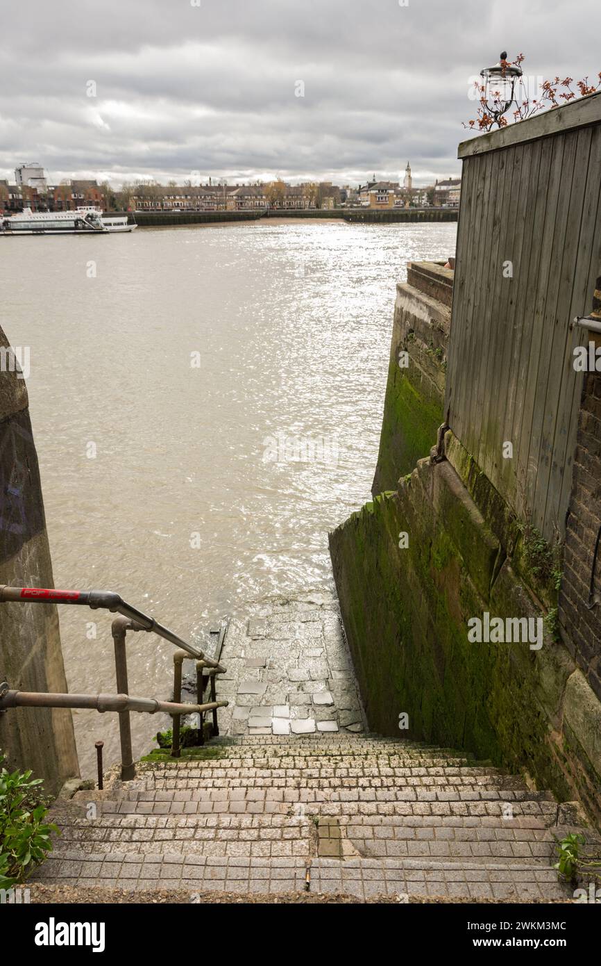 Wapping Old Stairs, next to The Town of Ramsgate public house, off ...