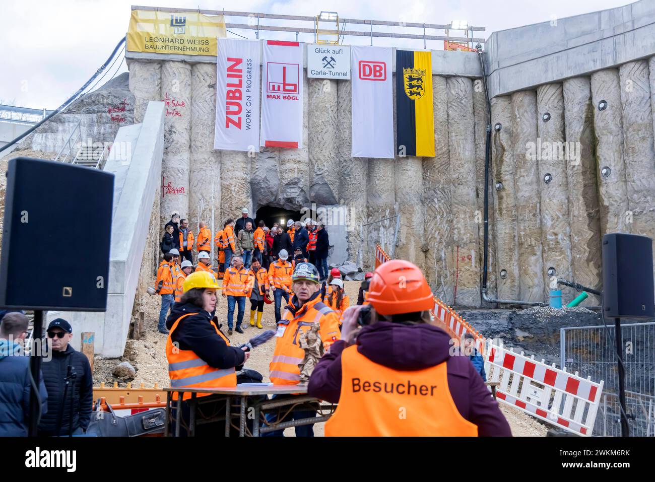 Symbolischer Tunneldurchschlag an der 660 Meter langen sogenannten ...