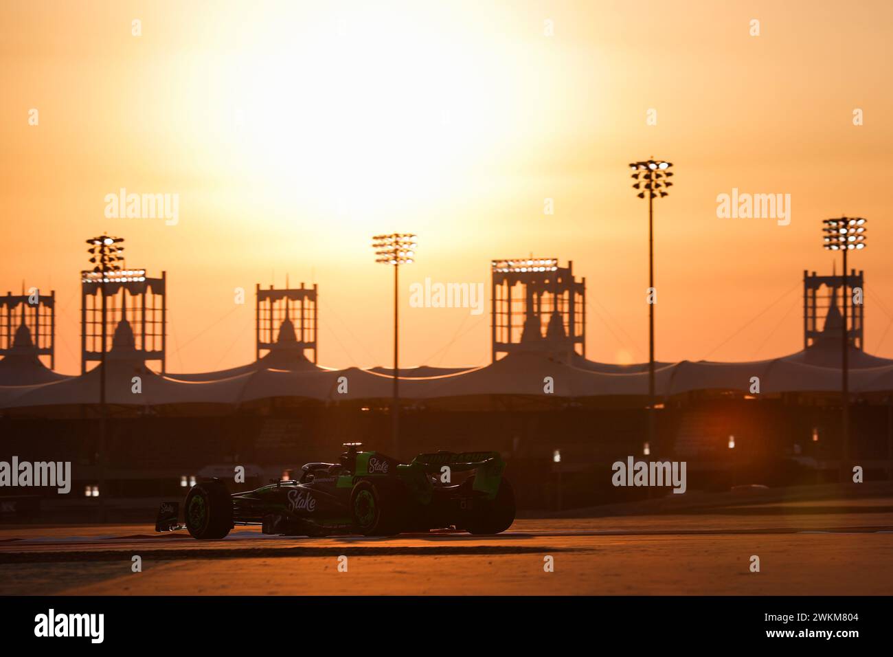 24 ZHOU Guanyu (chi), Stake F1 Team Kick Sauber C44, action during the ...
