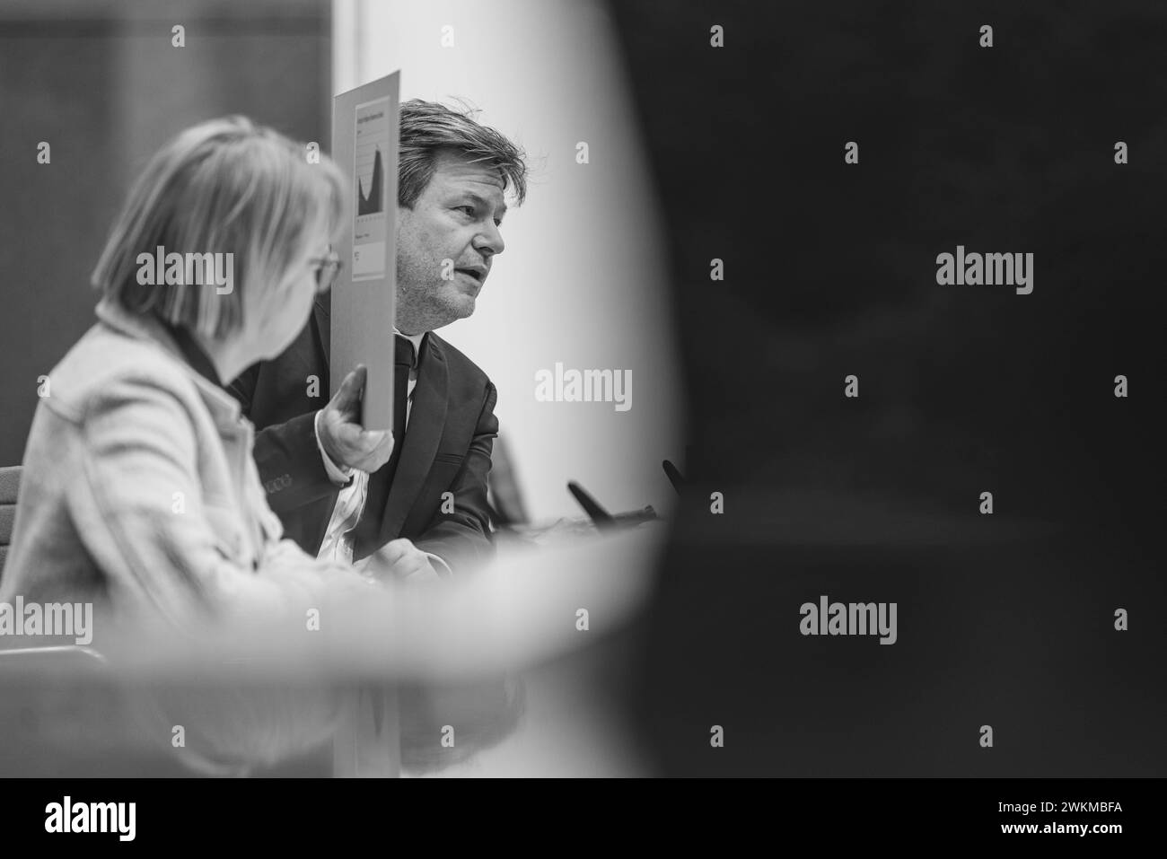 Politik und wirtschaft Black and White Stock Photos & Images - Alamy