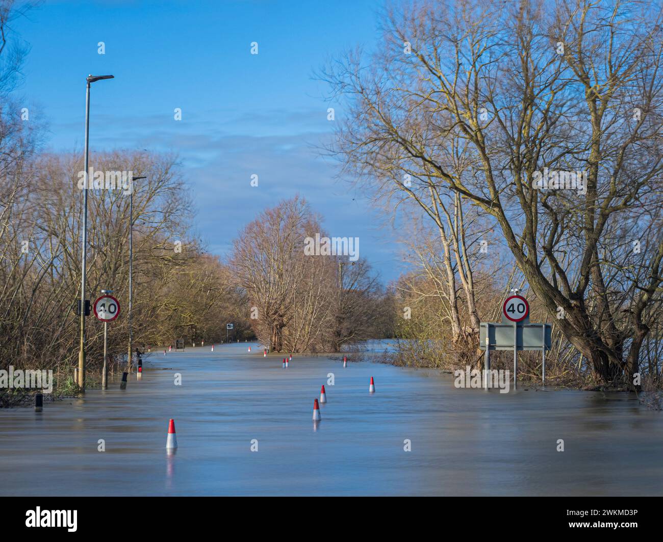 Closed, flooded road (A1123) at Earith Bridge, Earith, Cambridgeshire ...