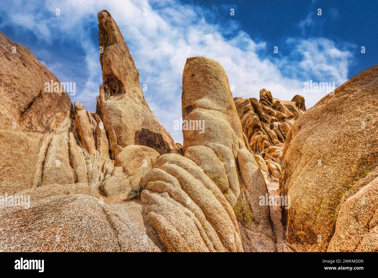 Rocky desolate summit hill hi-res stock photography and images - Alamy