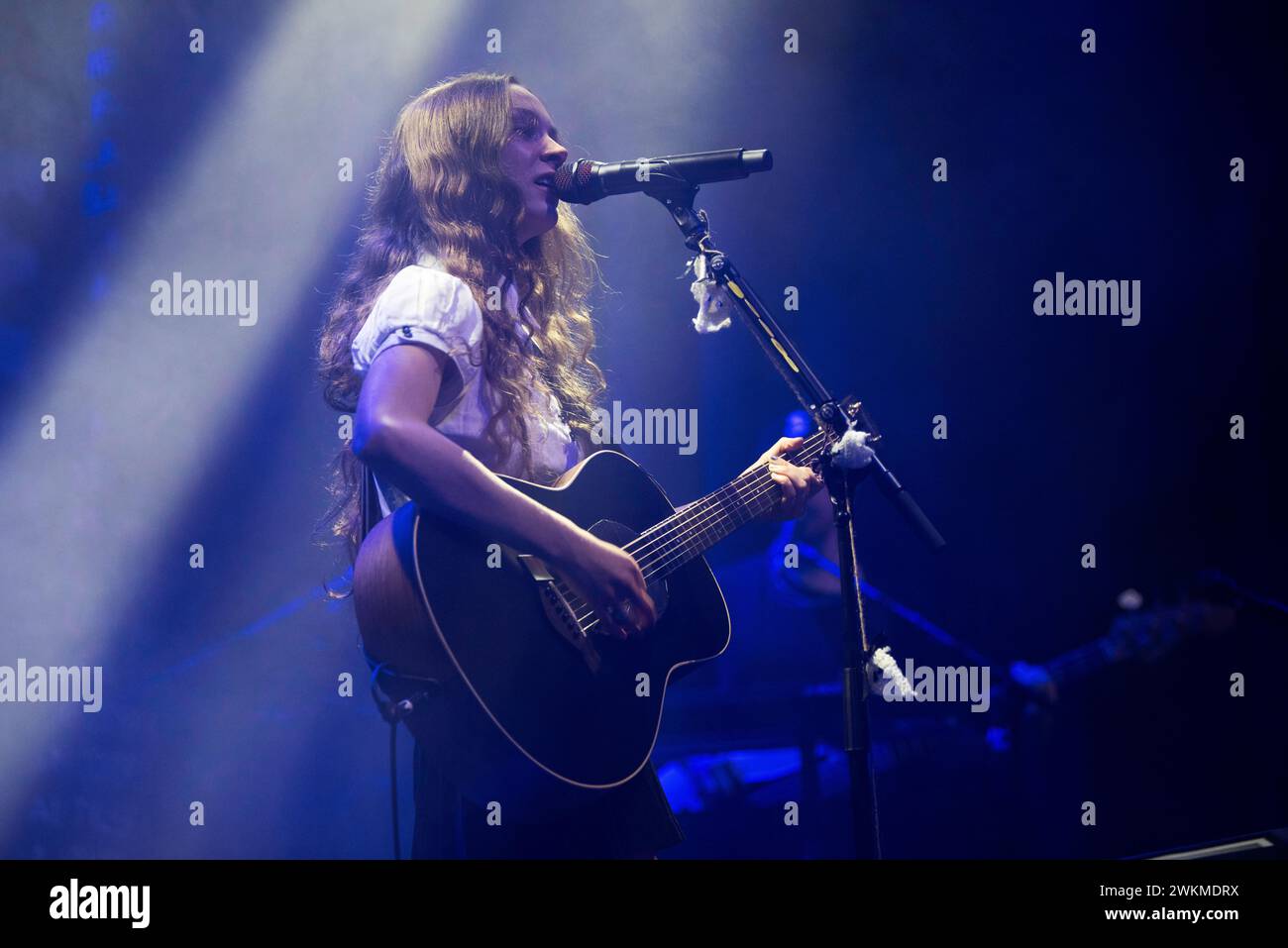 Holly humberstone 2024 tour hi-res stock photography and images - Alamy