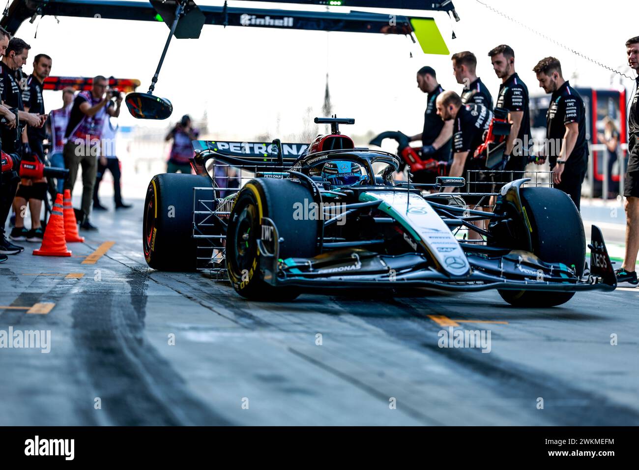 RUSSELL George (gbr), Mercedes AMG F1 Team W15, portrait during the ...