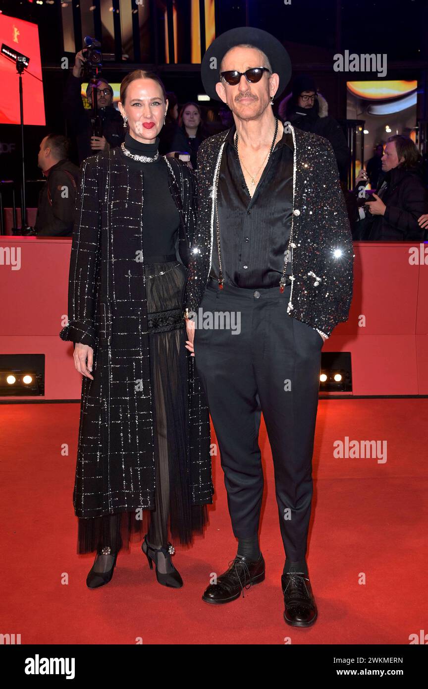 Johan Renck mit Ehefrau Elin Renck bei der Premiere des Kinofilms ...