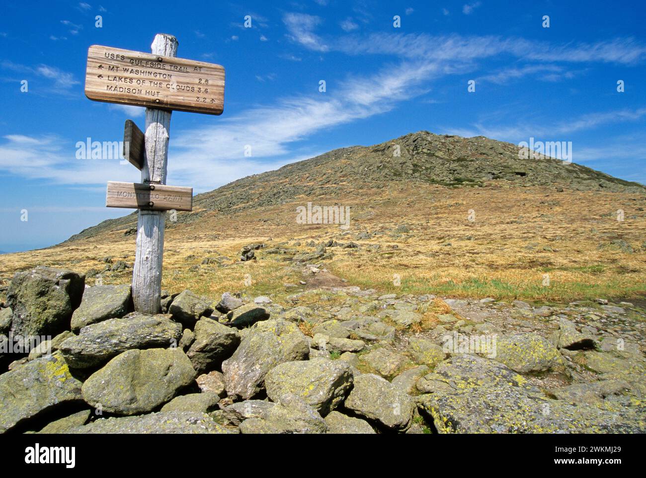 Trail sign along the Gulfside Trail (a segment of the Appalachian Trail ...