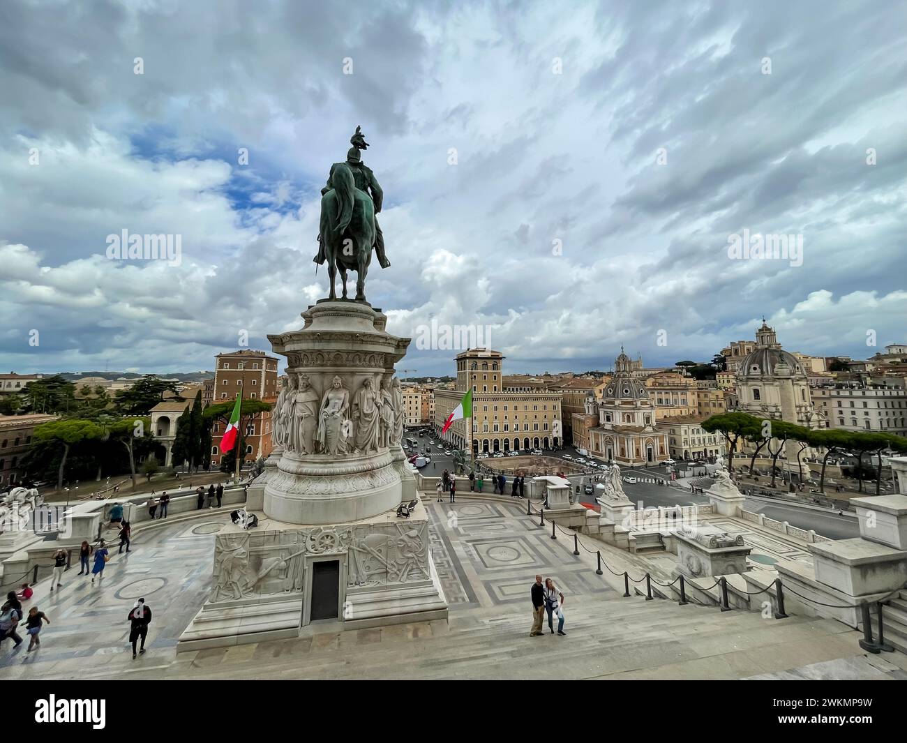Victor Emmanuel II National Monument, also known as Monumento Nazionale ...