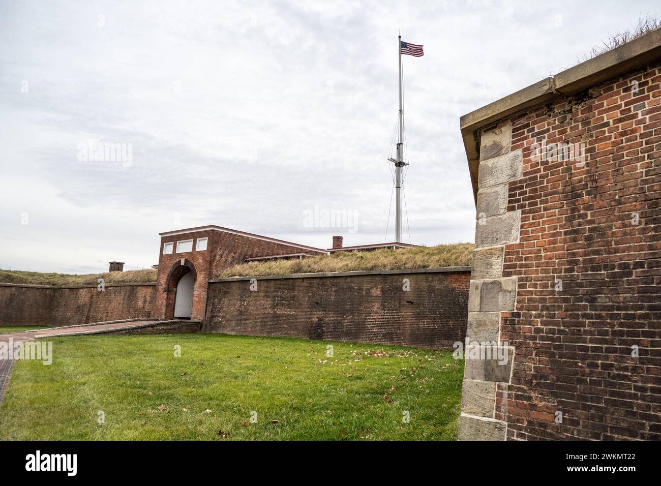 Battle monument, baltimore hi-res stock photography and images - Alamy