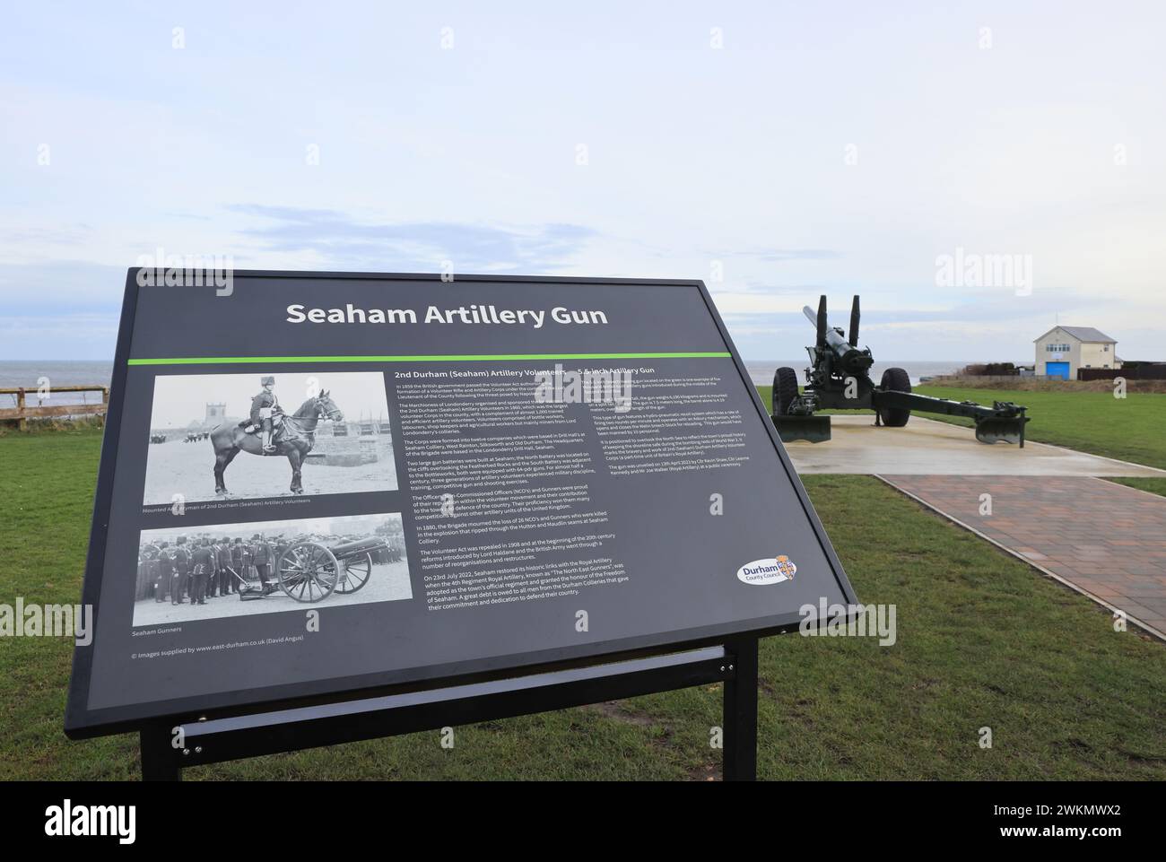 Seaham artillery gun hi-res stock photography and images - Alamy