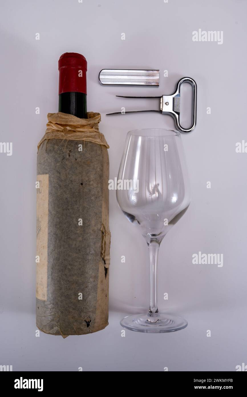 Corkscrew for opening of very old vintage bottles of wine, twin-prong ...