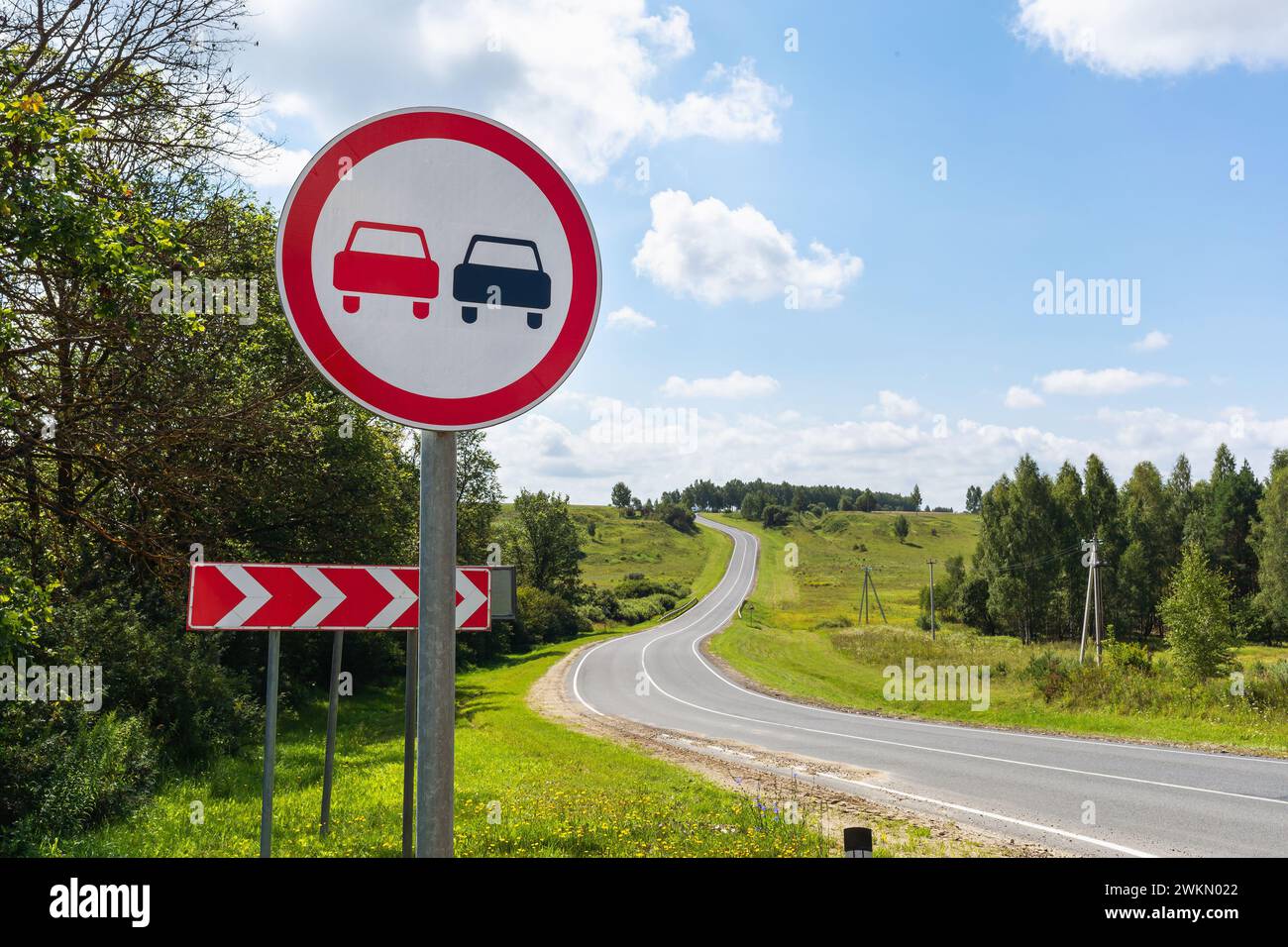 Overtaking prohibited road sign hi-res stock photography and images - Alamy